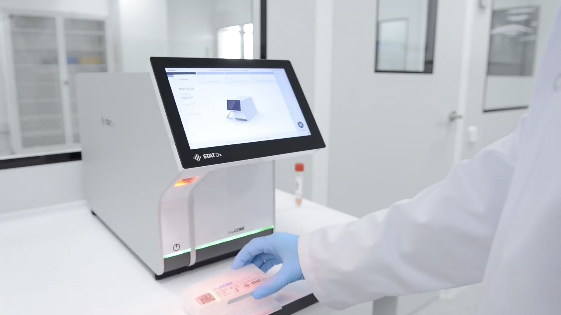 QIAstat-Dx Analyzer